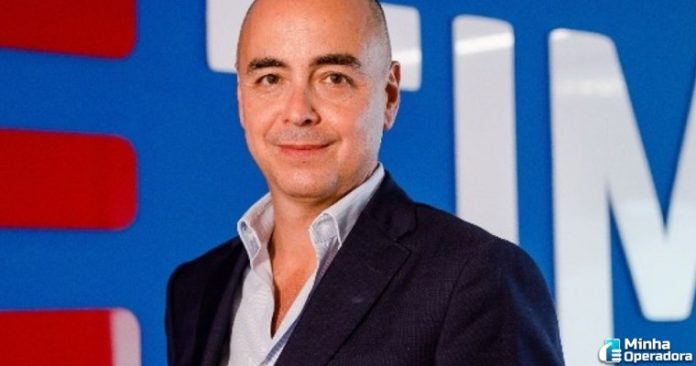 TIM terminará 2022 cobrindo 100% das cidades do país, segundo Alberto ...