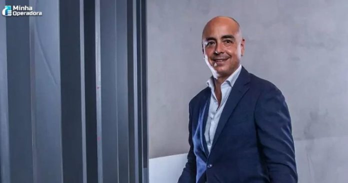 Alberto Griselli celebra bons resultados financeiros da TIM