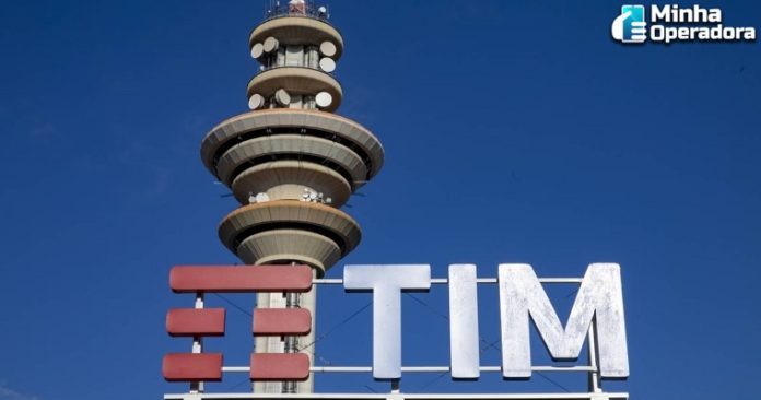 Fundo KKR melhora oferta de compra da rede fixa do Grupo TIM